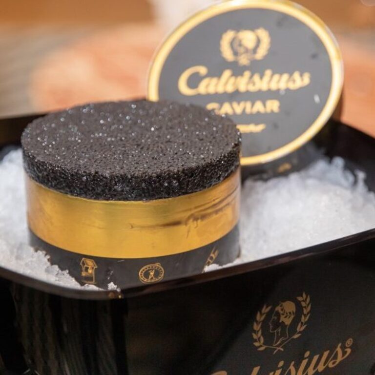 Cosa è il Caviale? - Calvisius | Caviale sostenibile